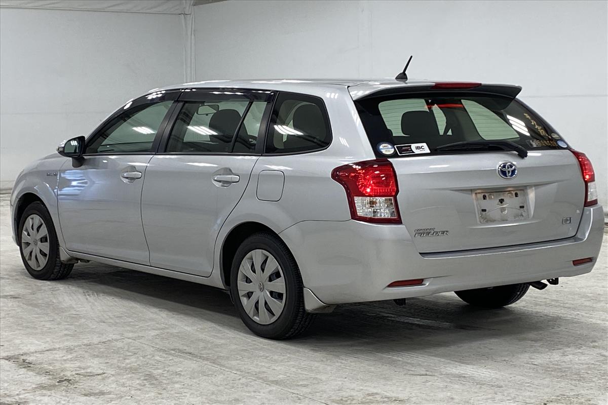 2014 TOYOTA COROLLA FIELDER - Checklist