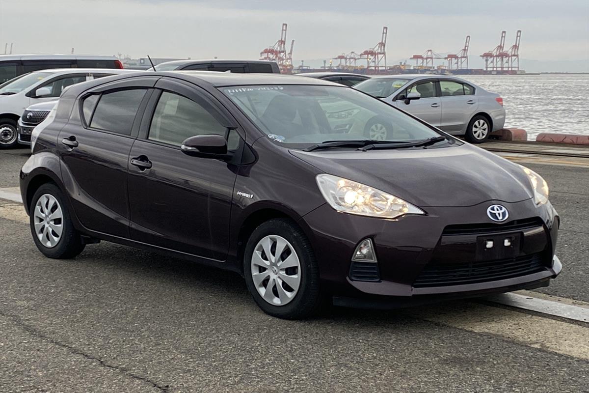 IBC Auto - Checklist TOYOTA AQUA