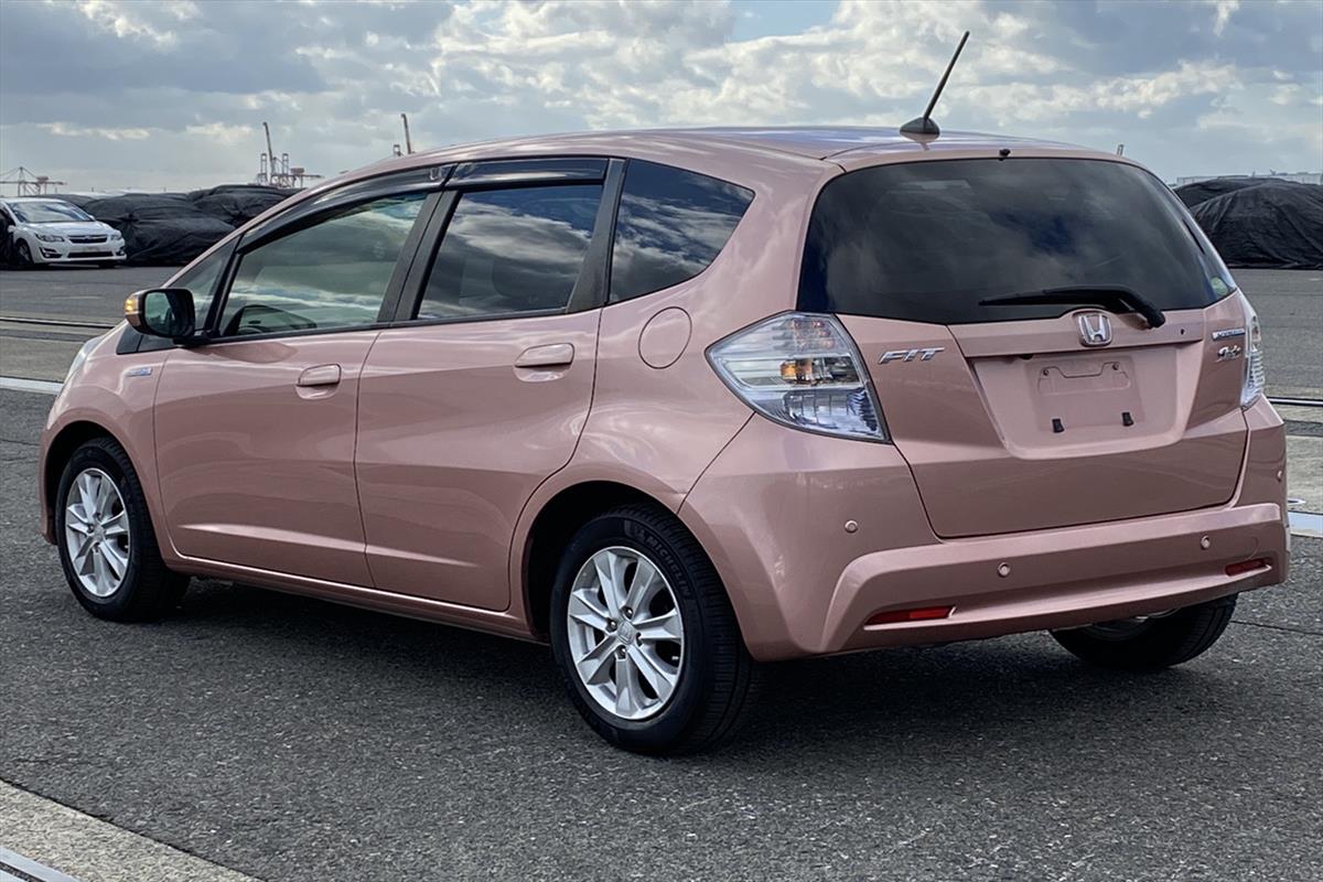 IBC Auto - Checklist HONDA FIT HYBRID