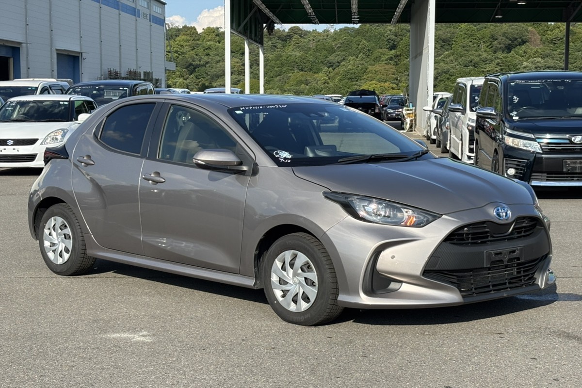 IBC Auto - Checklist TOYOTA Yaris HYBRID